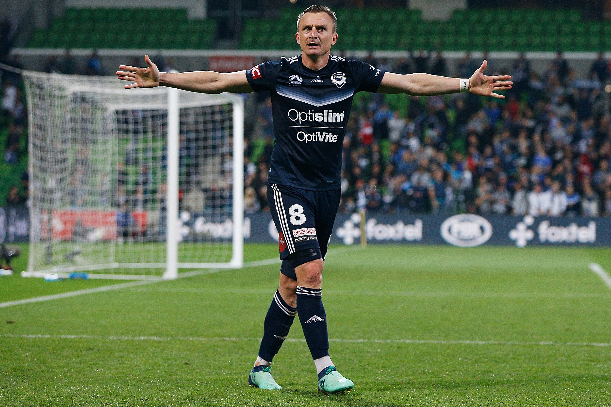 Defining moments of 17/18: Berisha's bicycle | Melbourne Victory