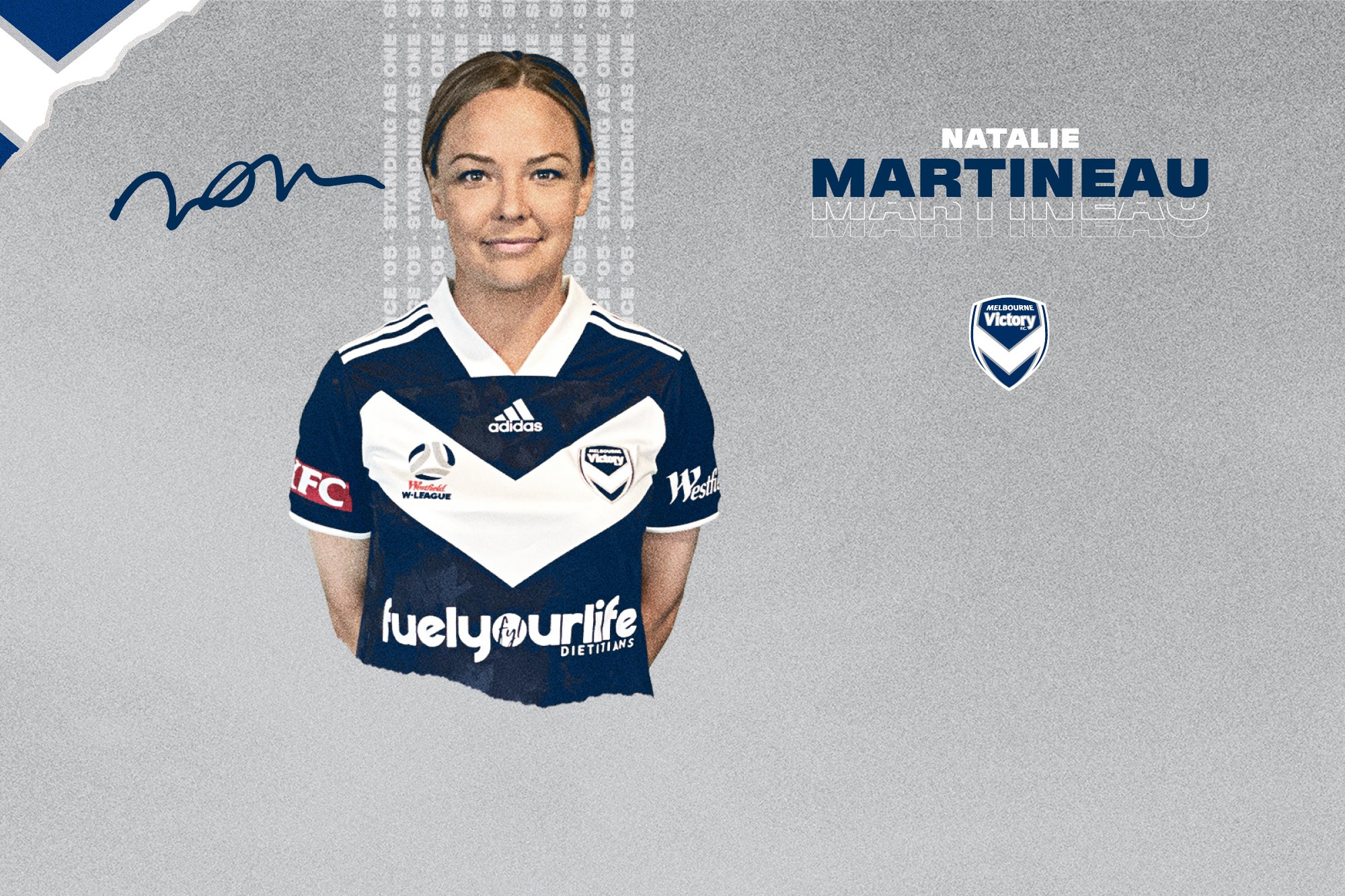Victory signs Natalie Martineau | Melbourne Victory