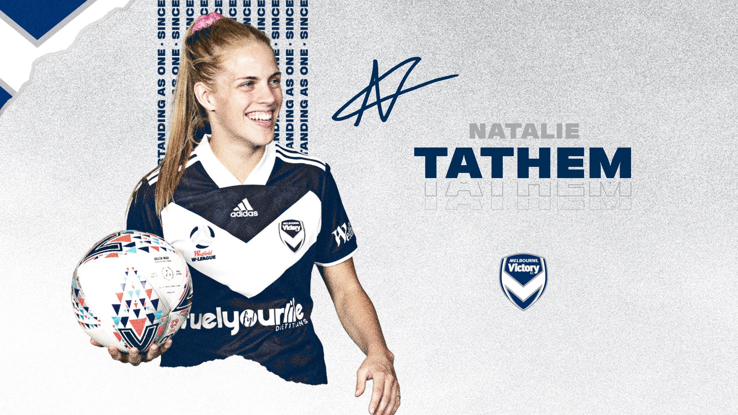 Victory signs Natalie Tathem | Melbourne Victory